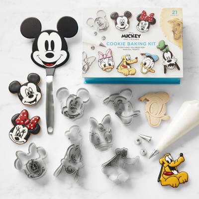Mickey Mouse Boxed Cookie Cutter Set and Spatula, 22-Piece Set ...
