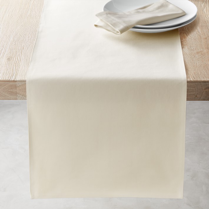 Hotel Table Runner | Williams Sonoma CA | Williams Sonoma