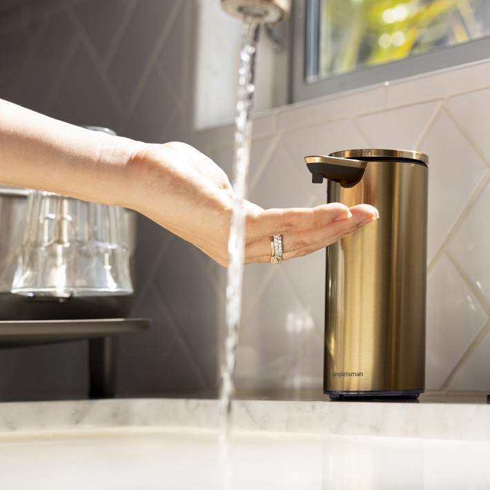 Simplehuman Rechargeable Liquid Sensor Pump | Williams Sonoma CA ...