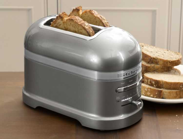 KitchenAid® Pro Line® 2-Slice Toaster | Williams Sonoma
