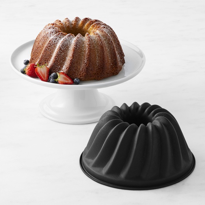 Flexipan® Nonstick Silicone Brioche Mold, 8 1/2" | Williams Sonoma