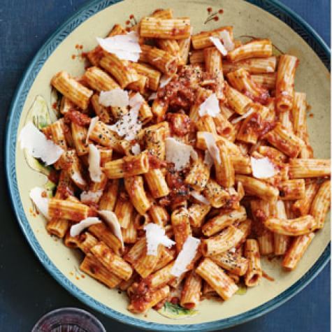 Fresh Rigatoni with Sausage Ragu | Williams Sonoma