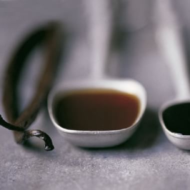 All About Vanilla: Storing and Cooking with Vanilla | Williams Sonoma