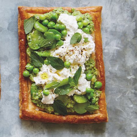 Recipe: Puff Pastry Toast with Peas and Ricotta | Williams Sonoma