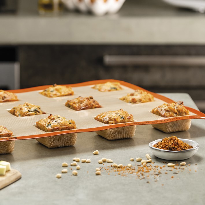 Silpat Brownie Pan | Williams Sonoma