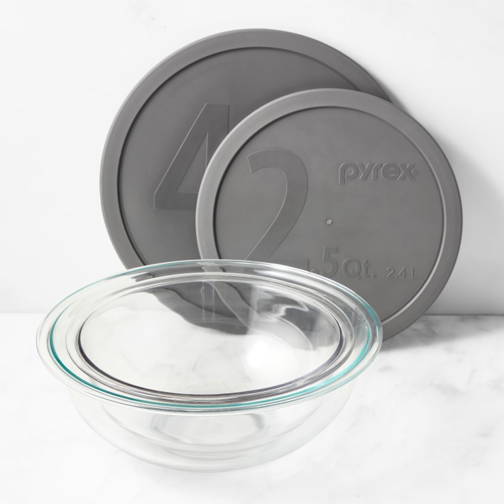 Pyrex 4-Piece Bowl set with Gray Lids (2 bowls, 2 lids) | Williams Sonoma