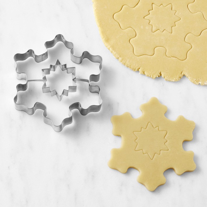 Williams Sonoma Snowflake Stainless Steel Impression Cookie Cutter ...