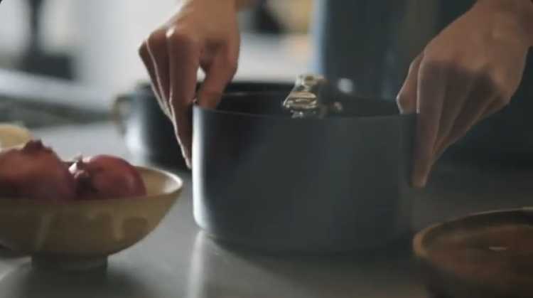 Joseph Joseph Ceramic Nonstick Space-Saving 10-Piece Cookware Set with ...