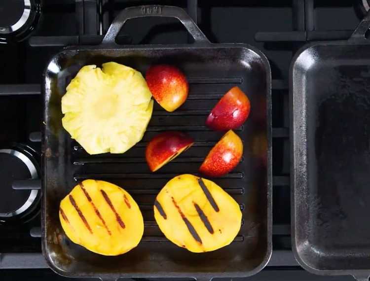 Lodge Chef Collection Cast-Iron Double Handled Square Griddle - 11 ...