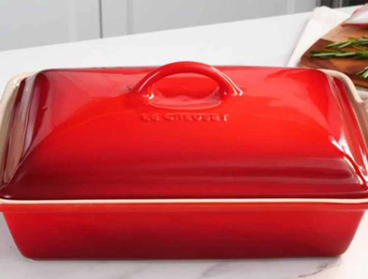 Le Creuset Heritage Stoneware Rectangular Covered Casserole Pan ...