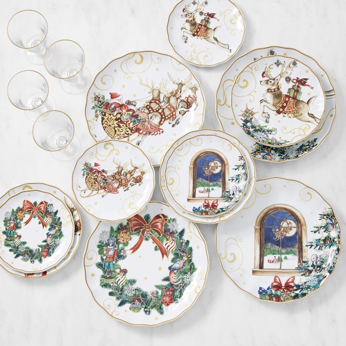 William Sonoma Christmas Platesnull