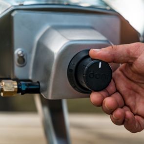 Ooni Karu 12 Gas Burner - Convert to Gas Easily | Williams Sonoma